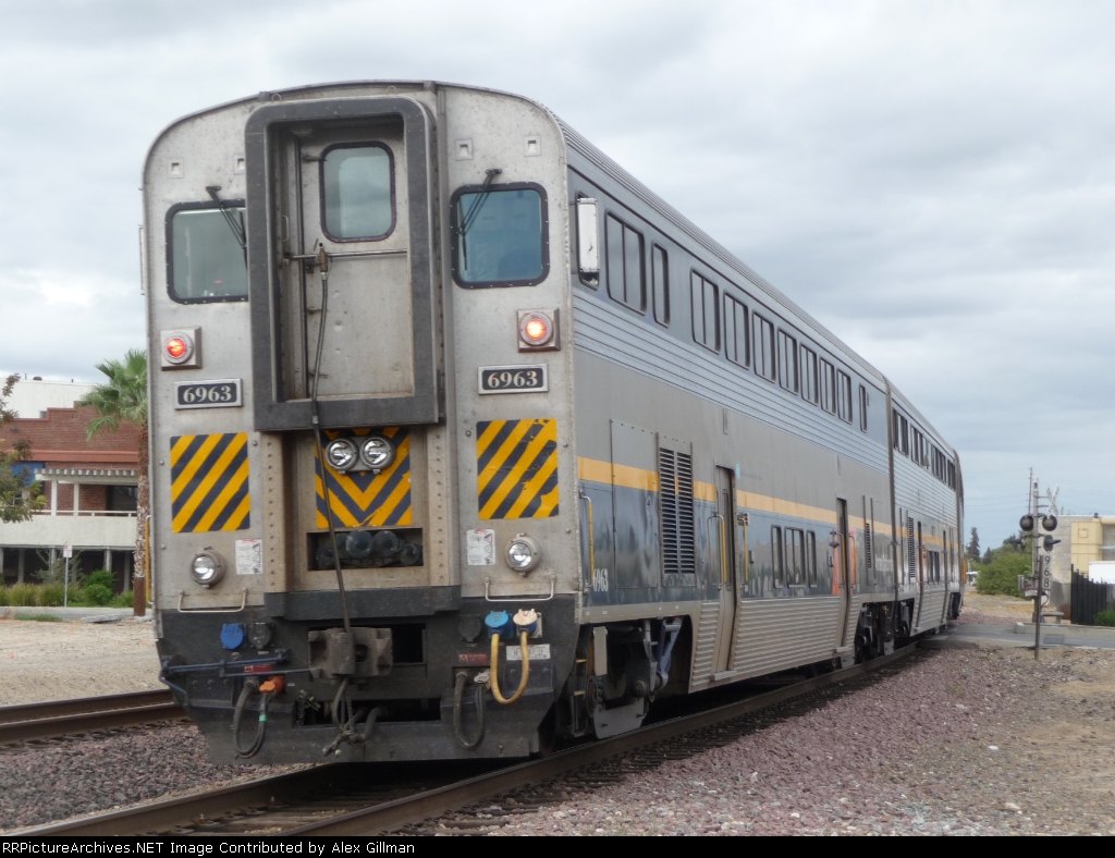 CDTX 6963 Westbound